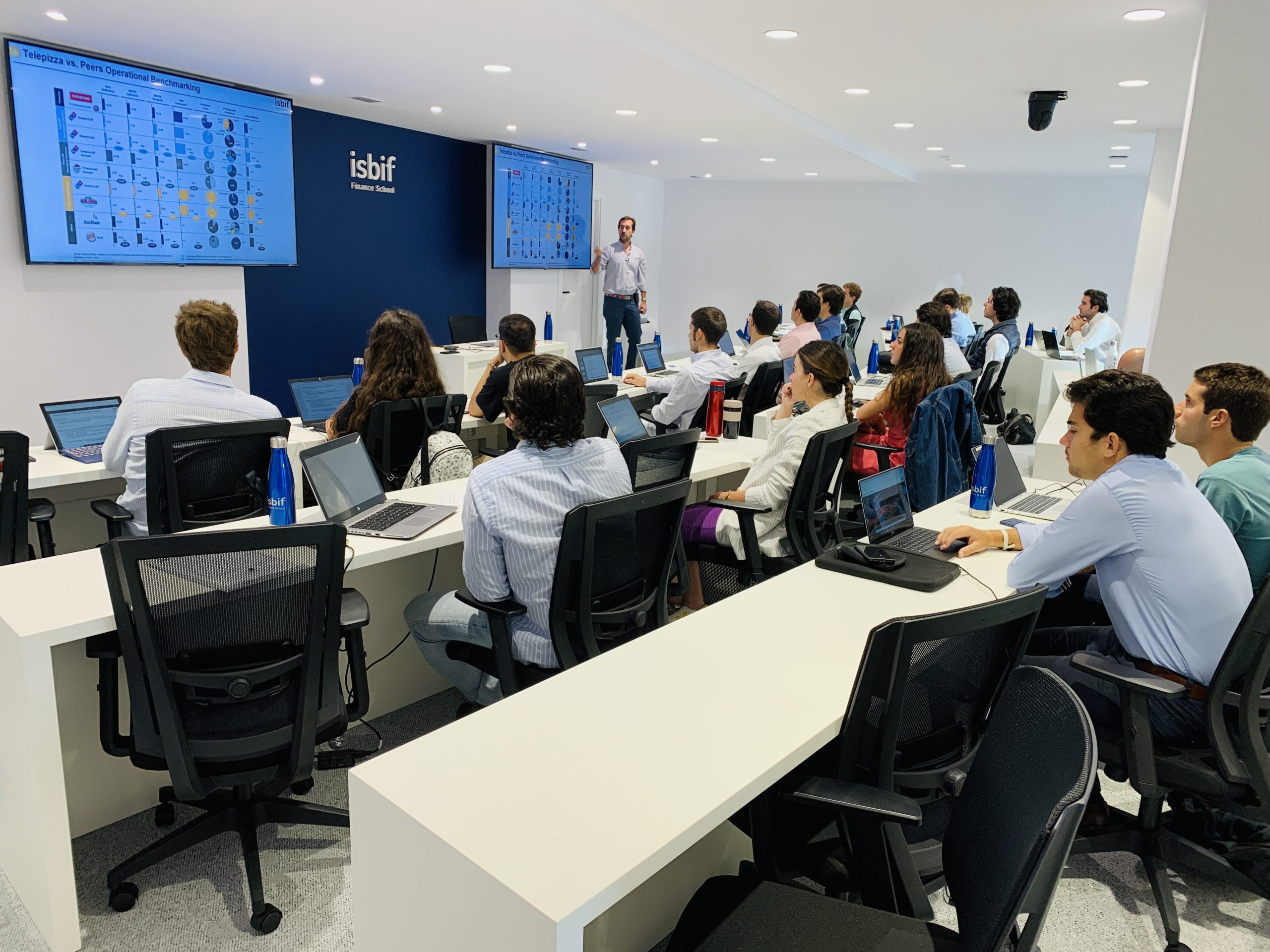 Especialistas en Banca de Inversión